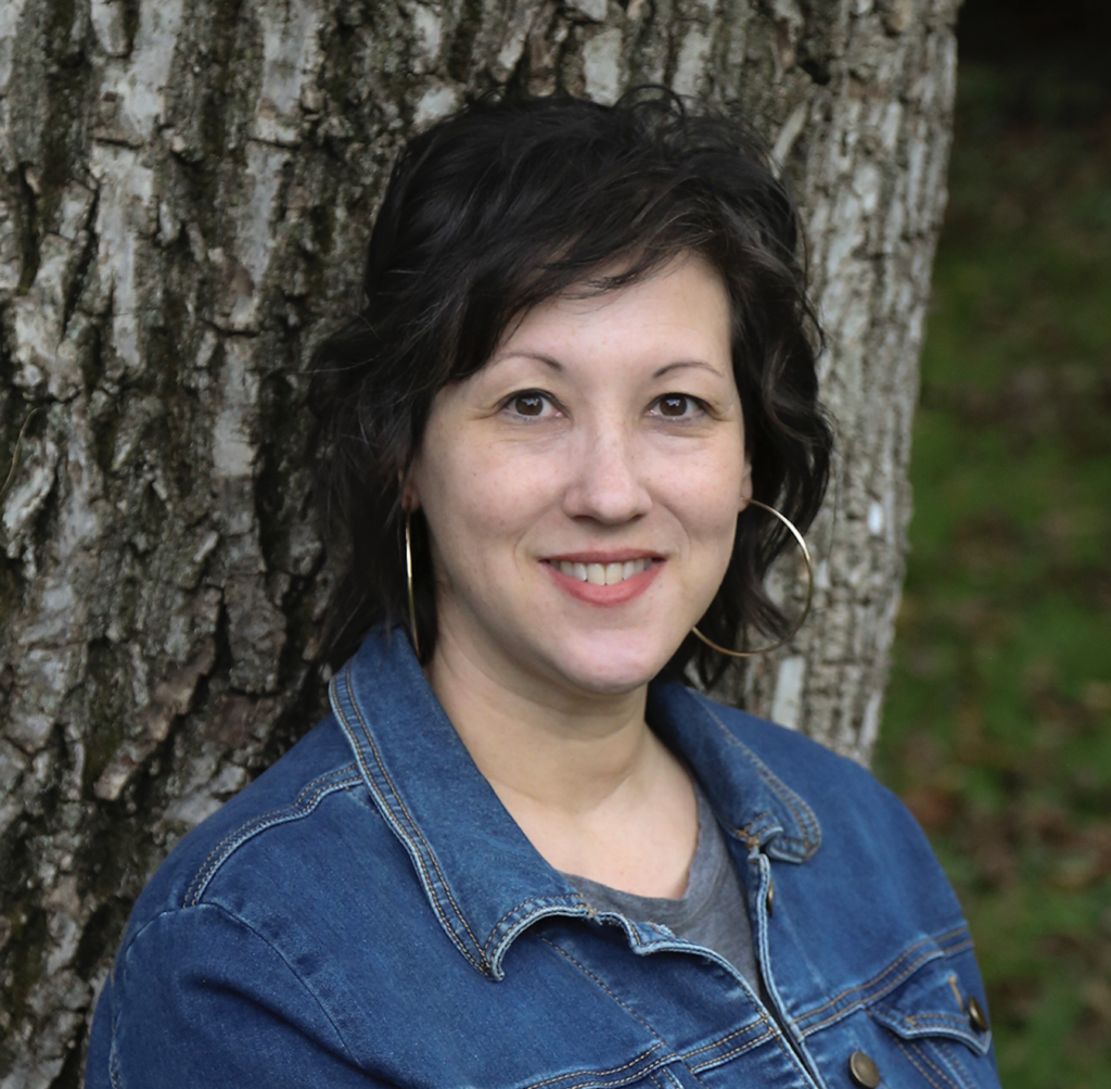 Who's Lisa DeLay Lisa Colón DeLay | Spark My Muse